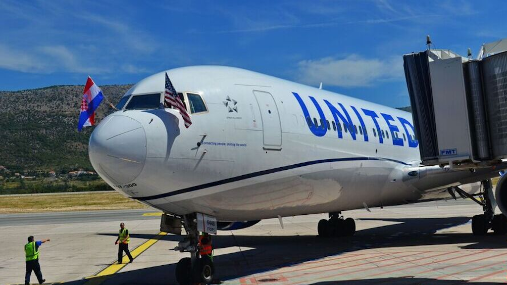 United Airlines plans to retire the Boeing 767 by the end of the decade ...