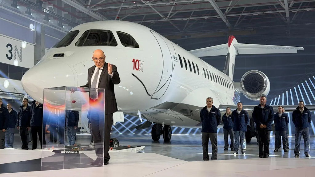 Dassault Aviation unveils the Falcon 10X - AvioRadar